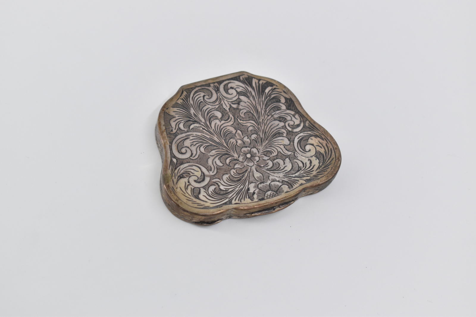 Sterling Silver Antique Italian Scroll Engraved Mirror Compact Powder ...