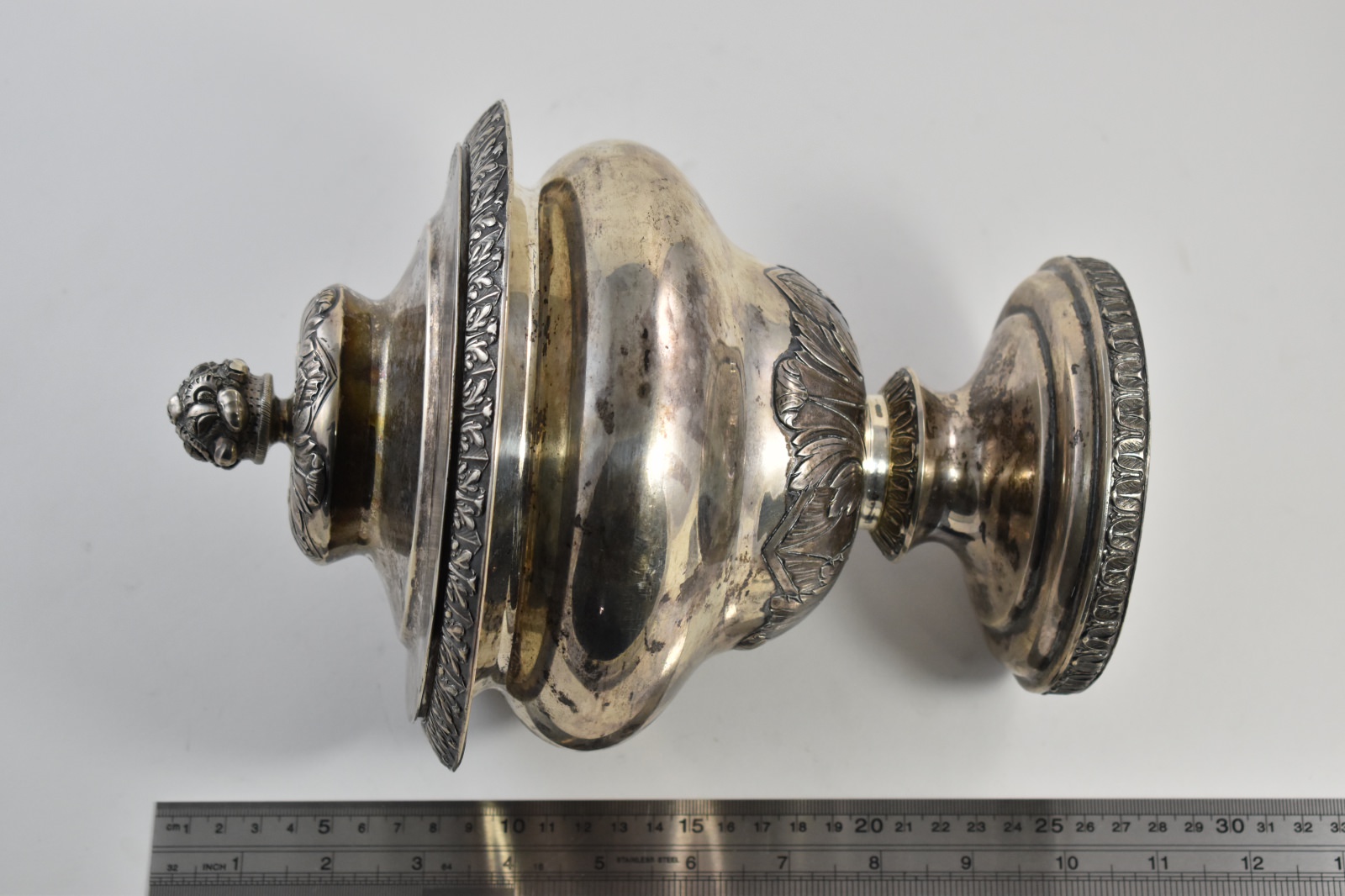 Sterling Silver Bailey & Kitchen Ornate Leaf Lidded Bowl | Property Room