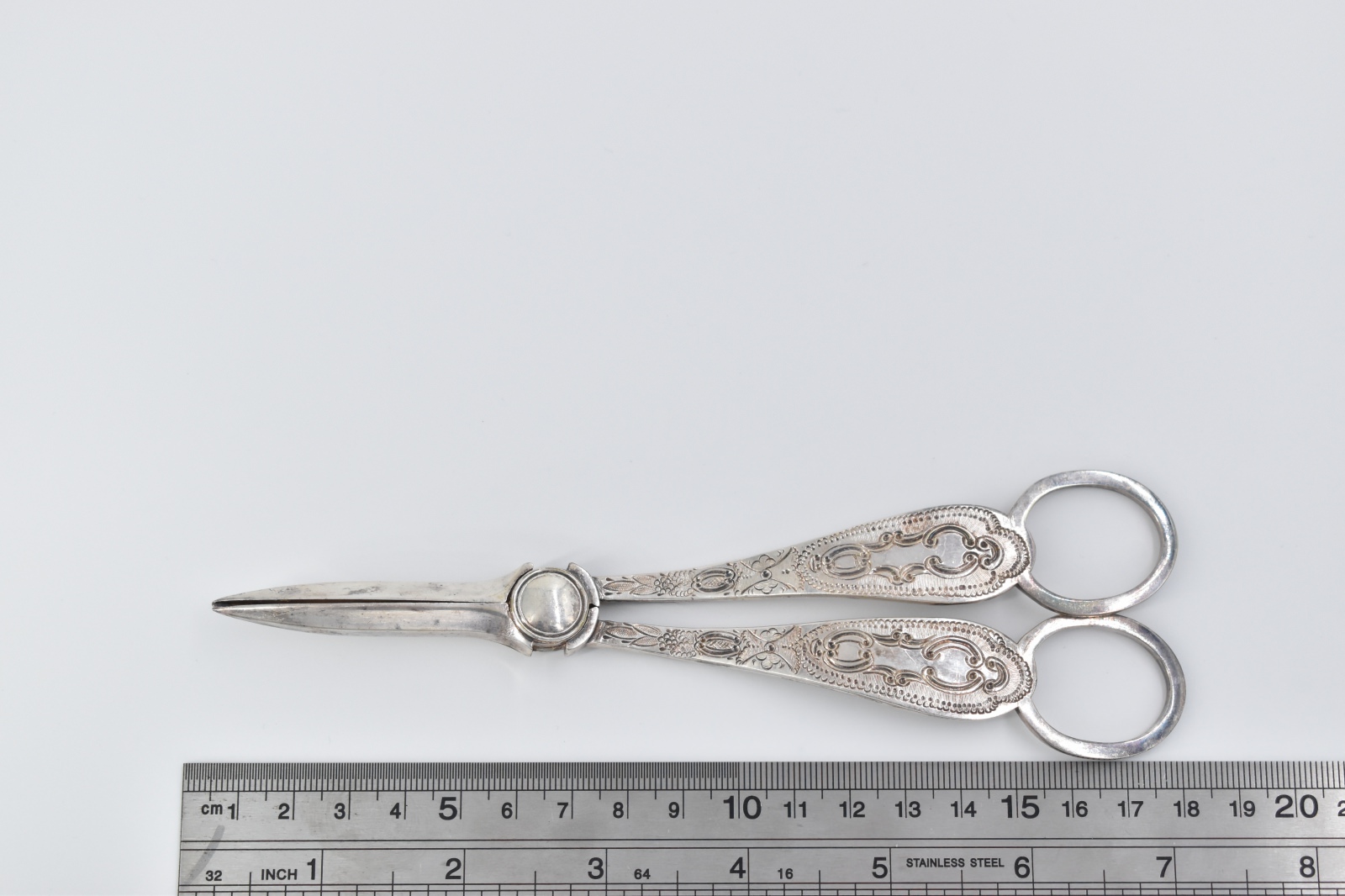 Sterling Silver Grape Shears Scissors Vintage Engraved | Property Room