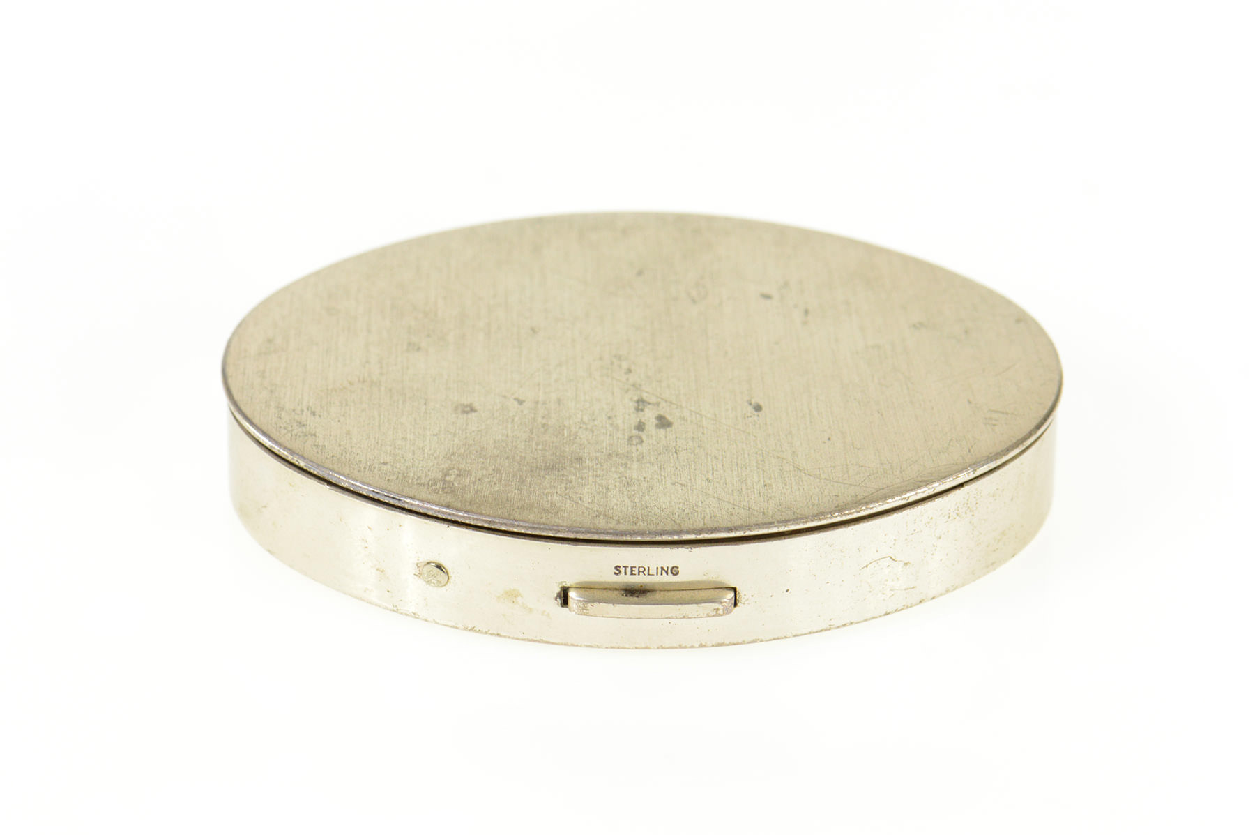 Sterling Silver Oval Simple Retro Makeup Compact Box | Property Room