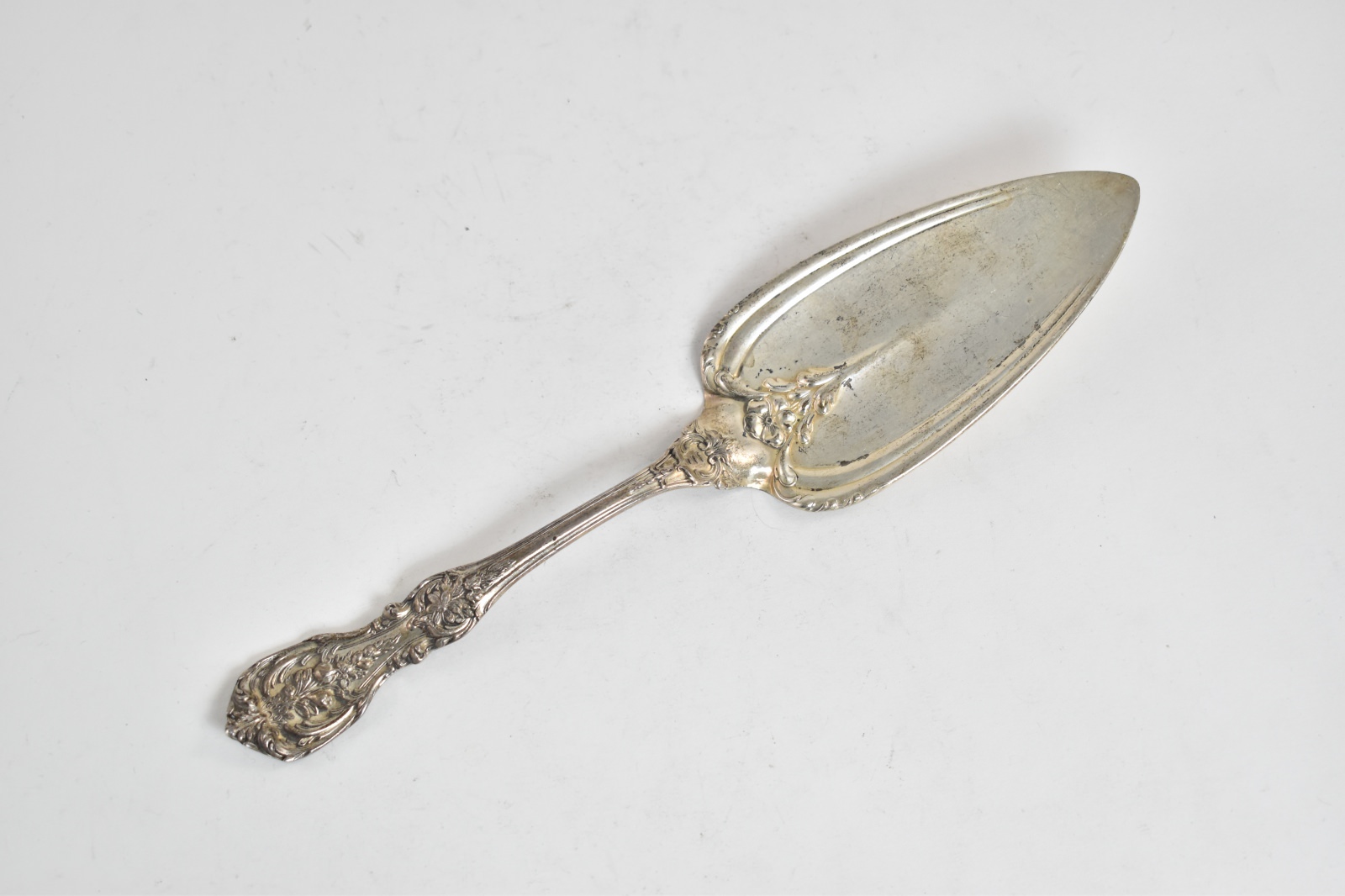 Sterling Silver Reed & Barton Antique Cake Serving Knife | Property Room