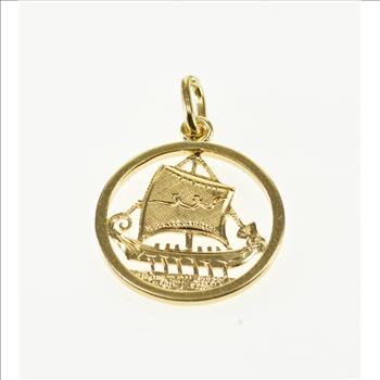 18K Viking Ship Textured Medallion Round Yellow Gold Charm/Pendant ...