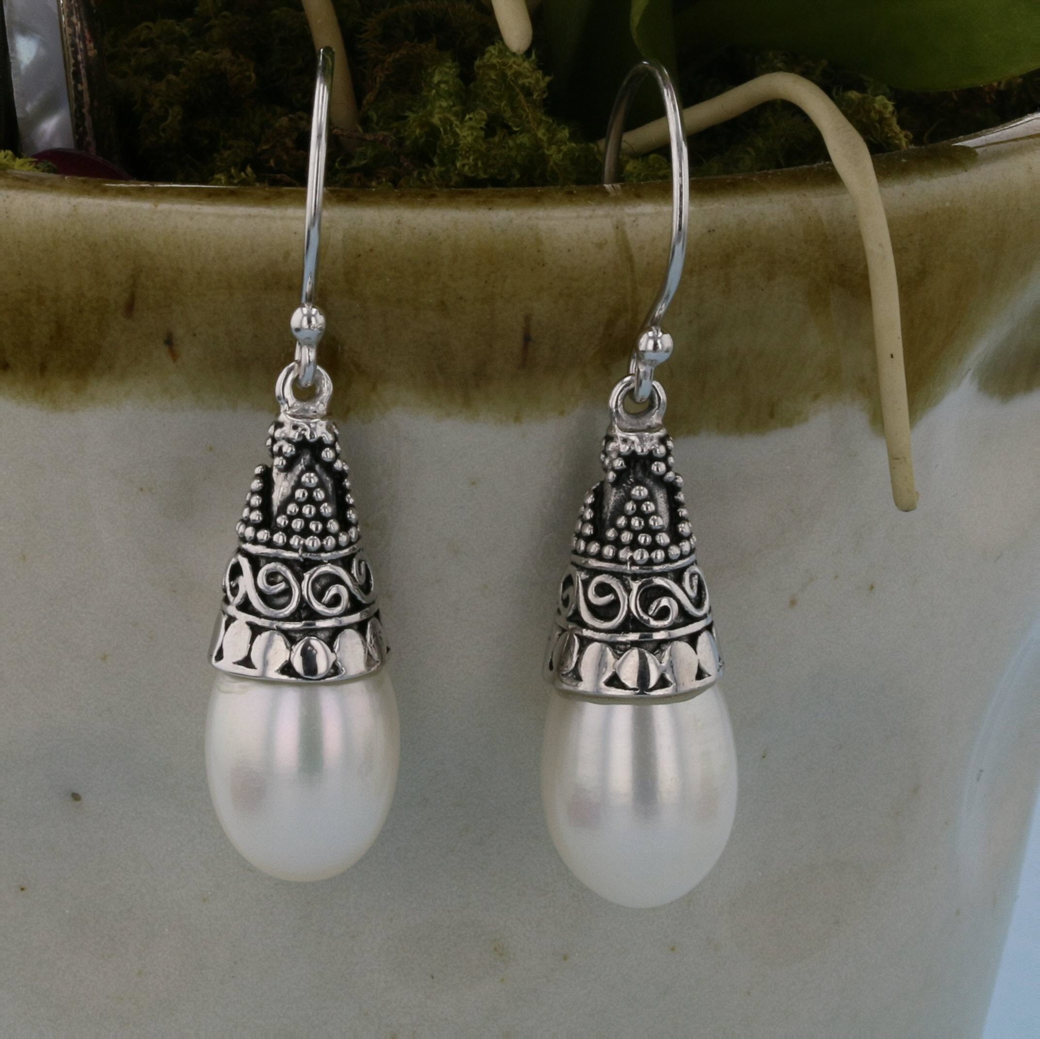 Sterling Silver Fresh Water Pearl Vintage Cone Shape Earring | Property ...