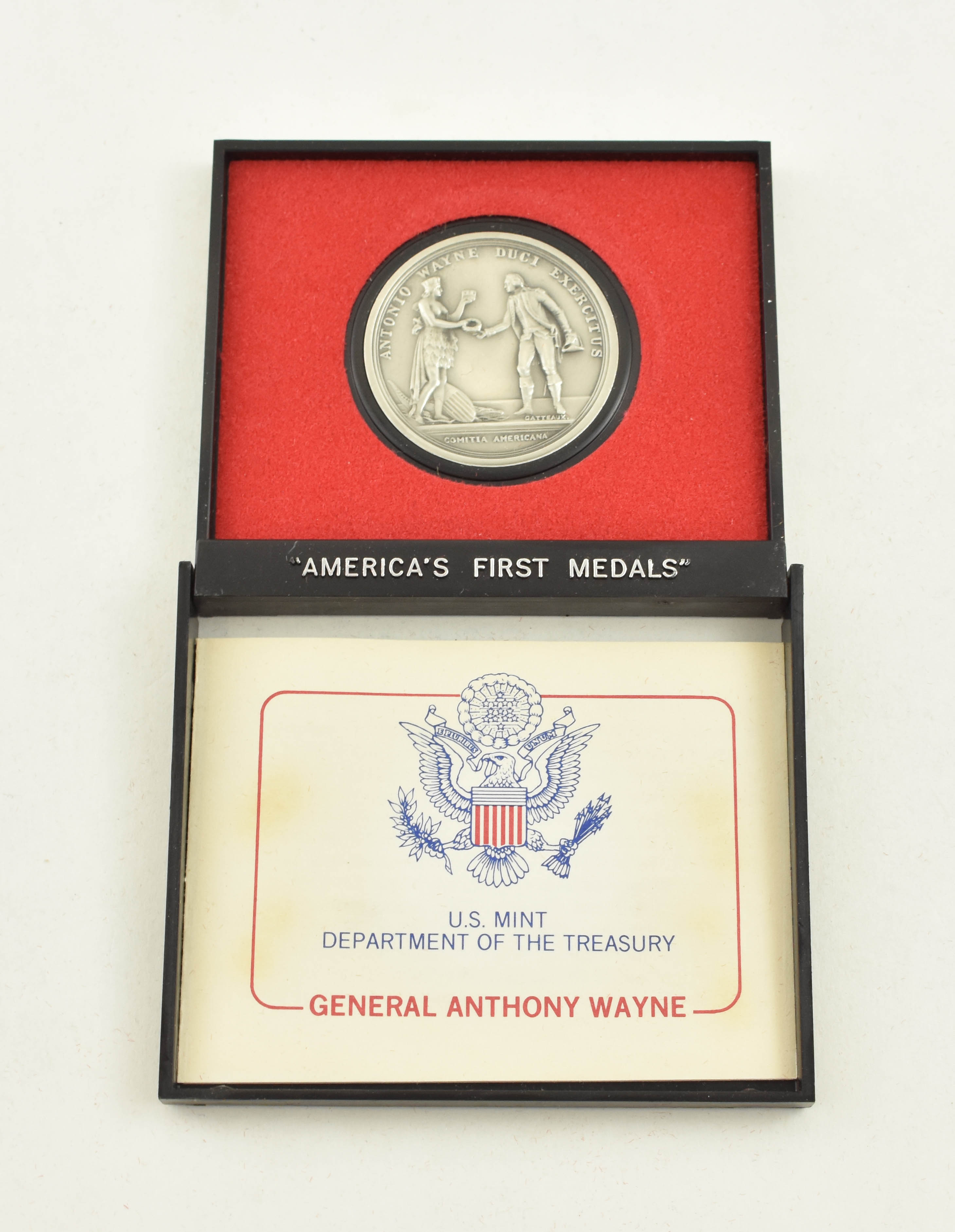 1976 1776 Bicentennial Official US Mint Historic Commemorative Medal ...