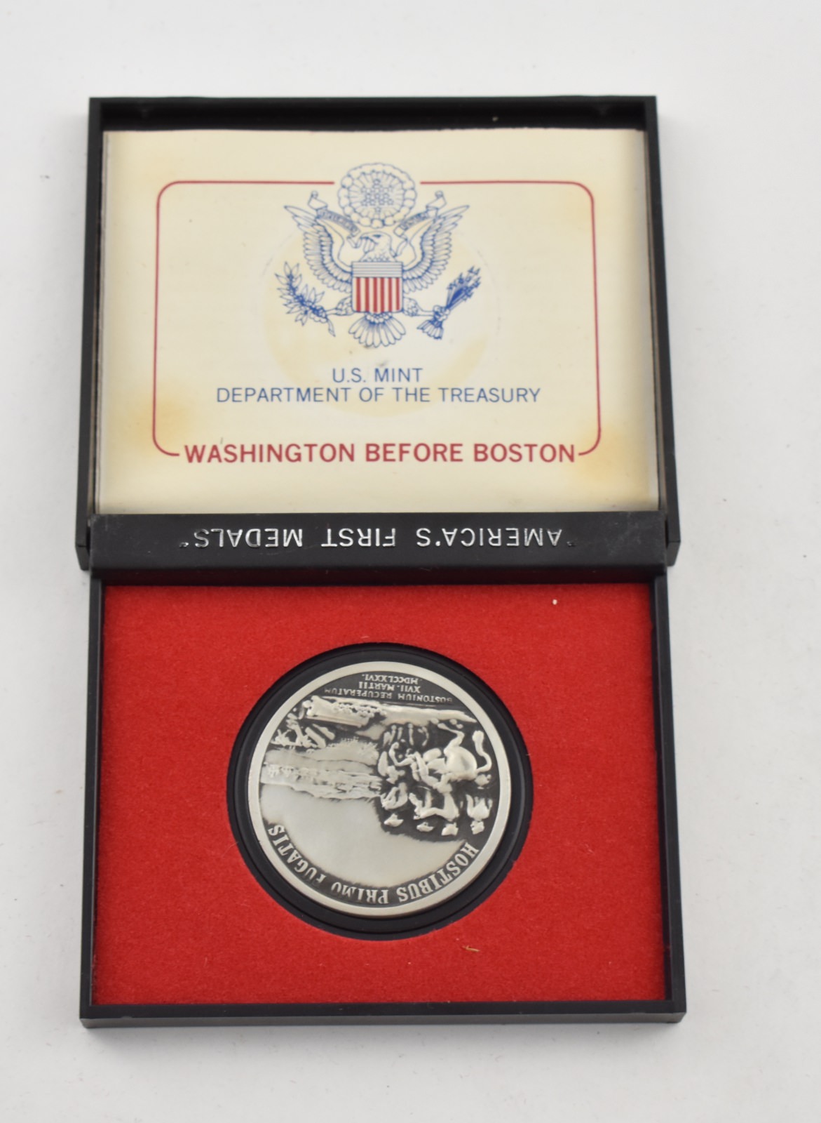 1976 1776 Bicentennial Official US Mint Historic Commemorative Medal ...