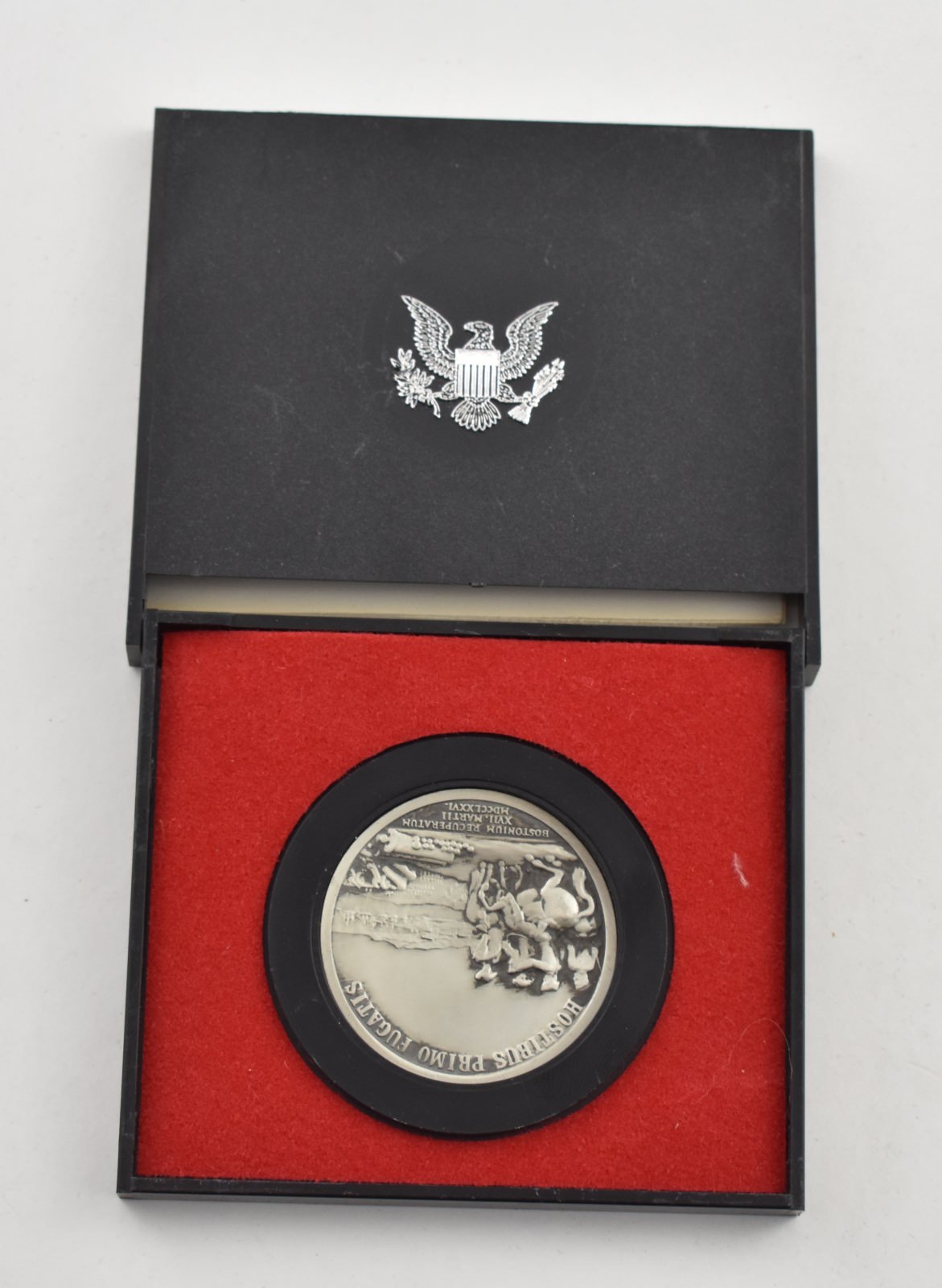 1976 1776 Bicentennial Official US Mint Historic Commemorative Medal ...