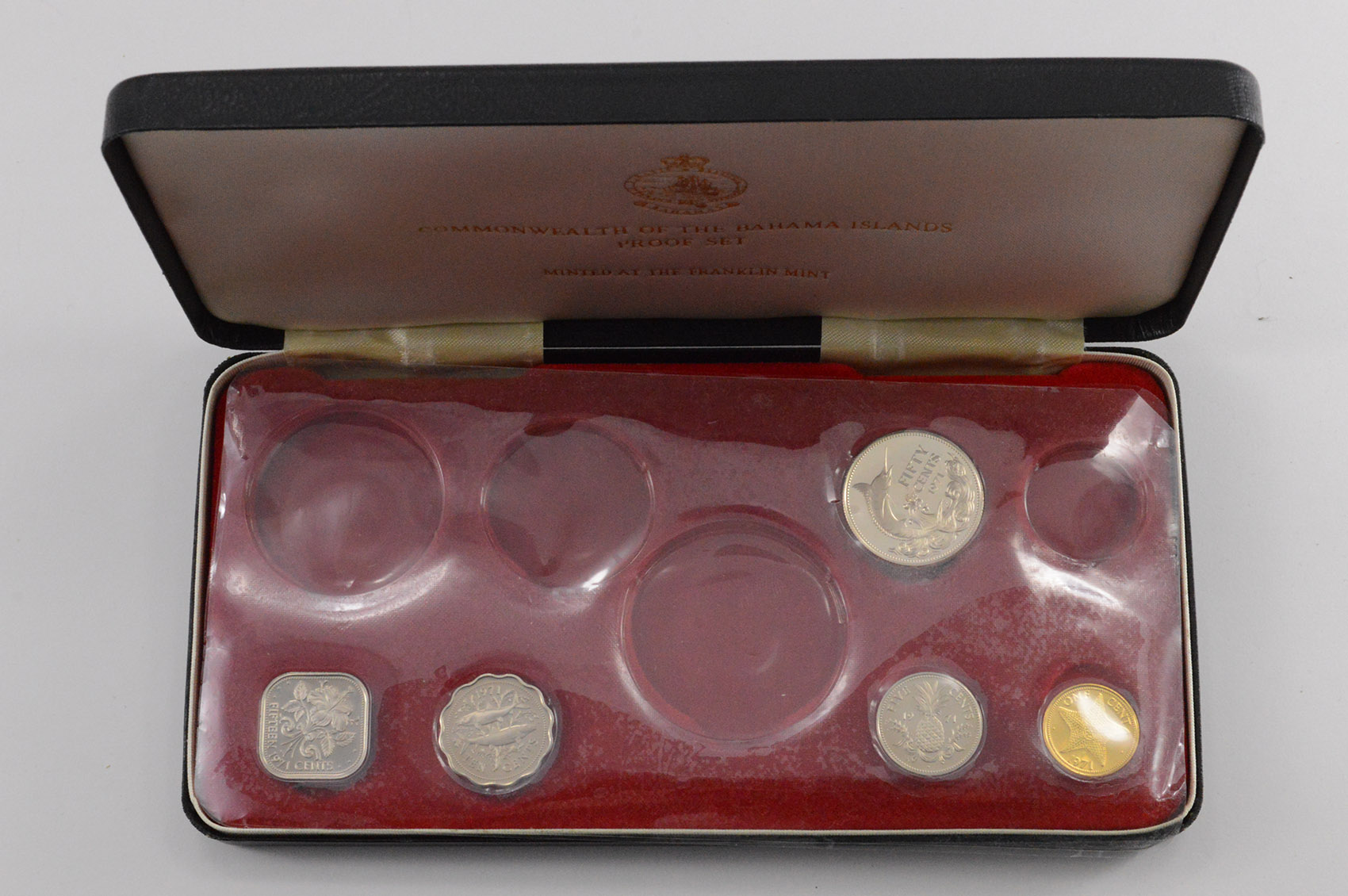 Nice! - 1971 Bahama Islands Proof 5 World Coin Set | Property Room