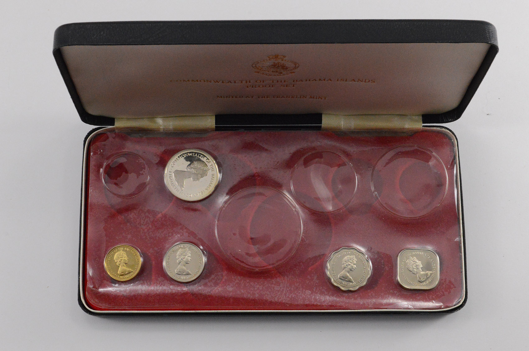 Nice! - 1971 Bahama Islands Proof 5 World Coin Set | Property Room
