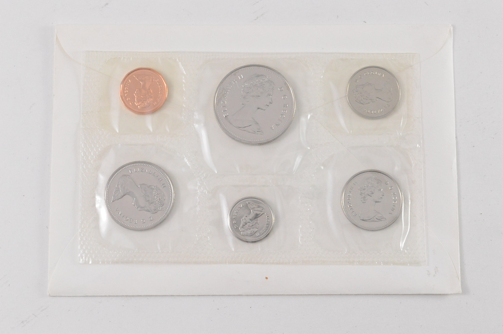 Nice! - 1985 Canada Royal Canadian Mint 6 World Coin Set | Property Room