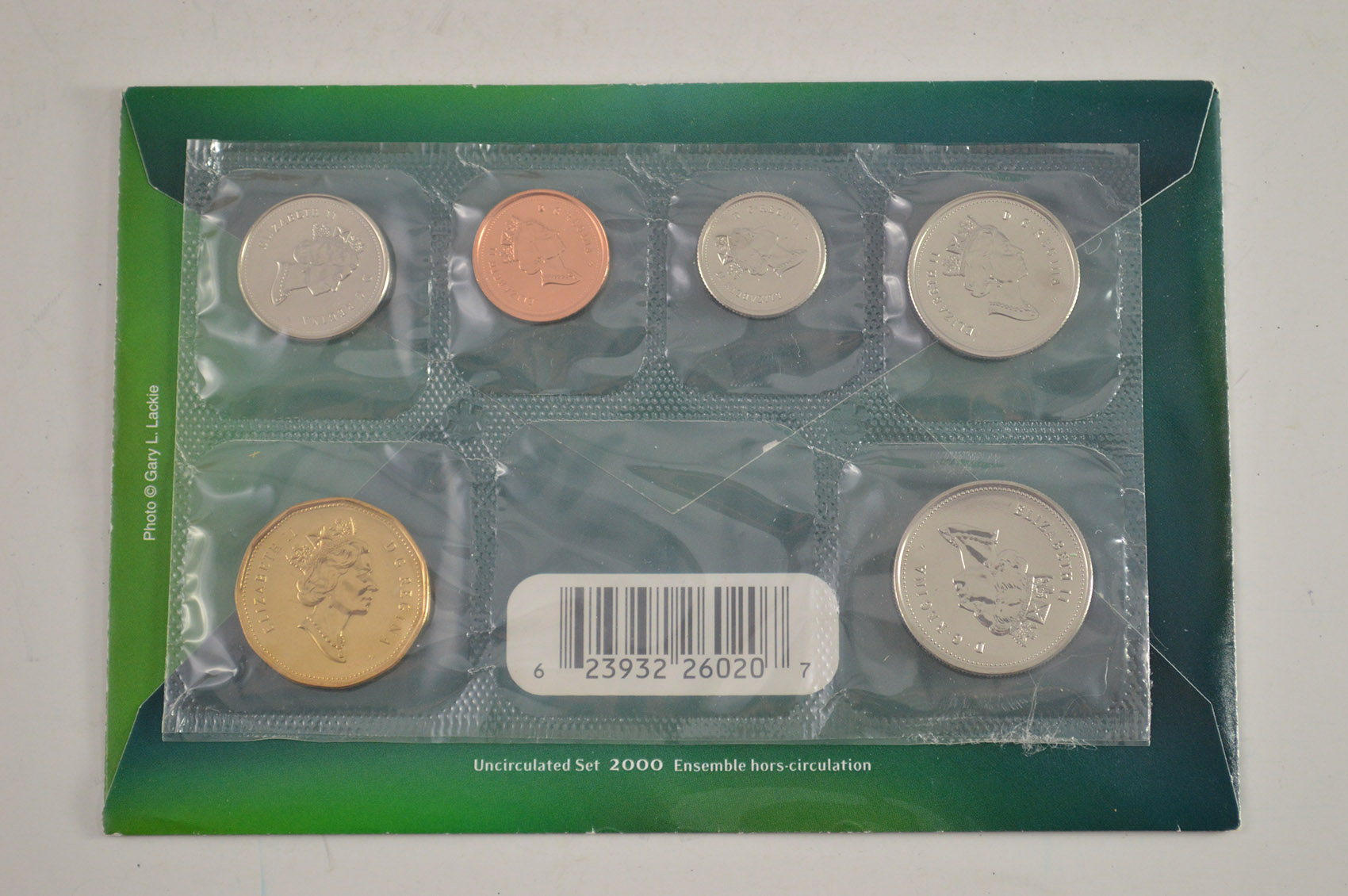 Nice! - 2000 Canada Royal Canadian Mint 6 World Coin Set | Property Room