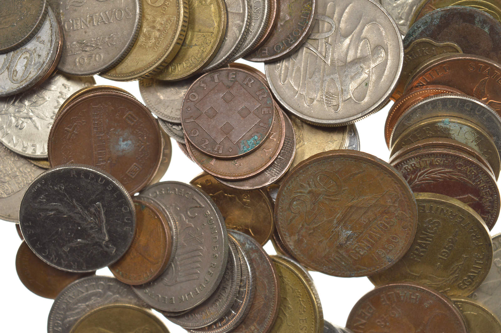 Roughly a POUND of Mixed World Coins - Great Mix | Property Room