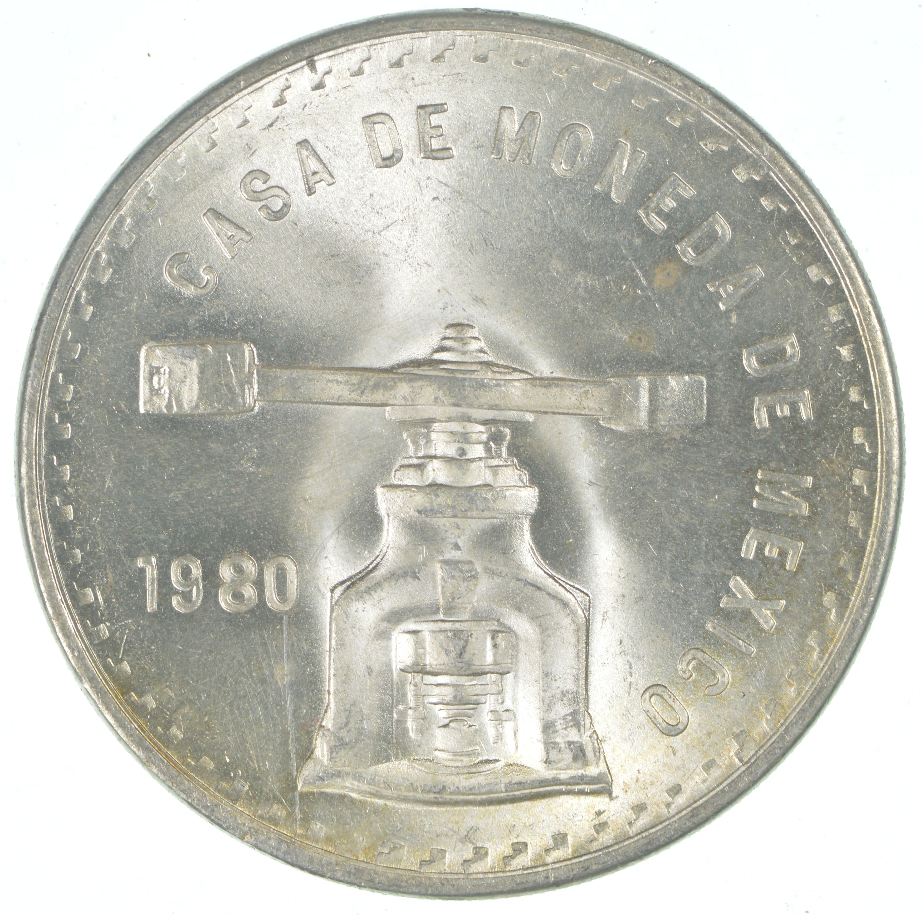 SILVER - 1980 Mexico 1 Peso - World Silver Coin 33.8 Grams! | Property Room