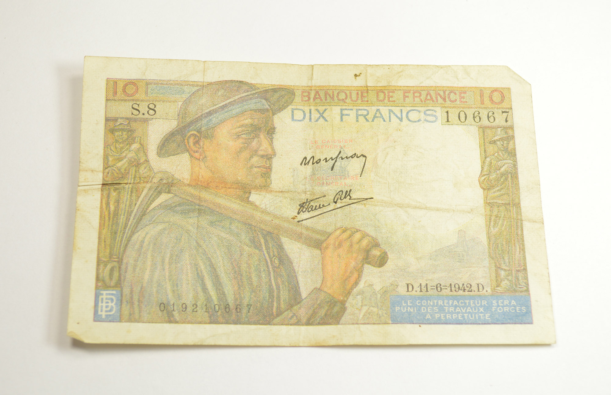 Vintage Franc Paper Money - Highly Collectible - Great Artwork ...