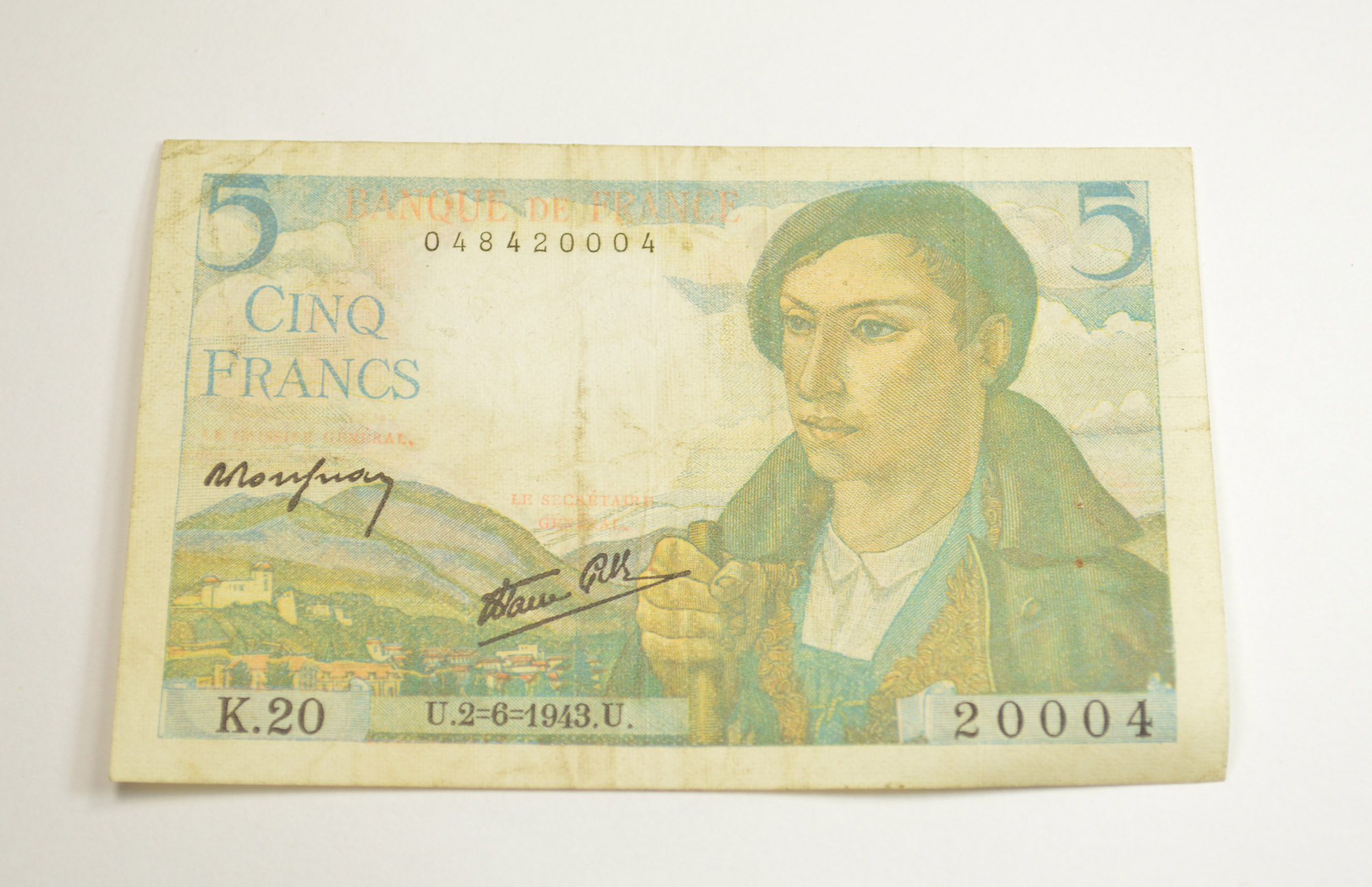 Vintage Franc Paper Money - Highly Collectible - Great Artwork ...