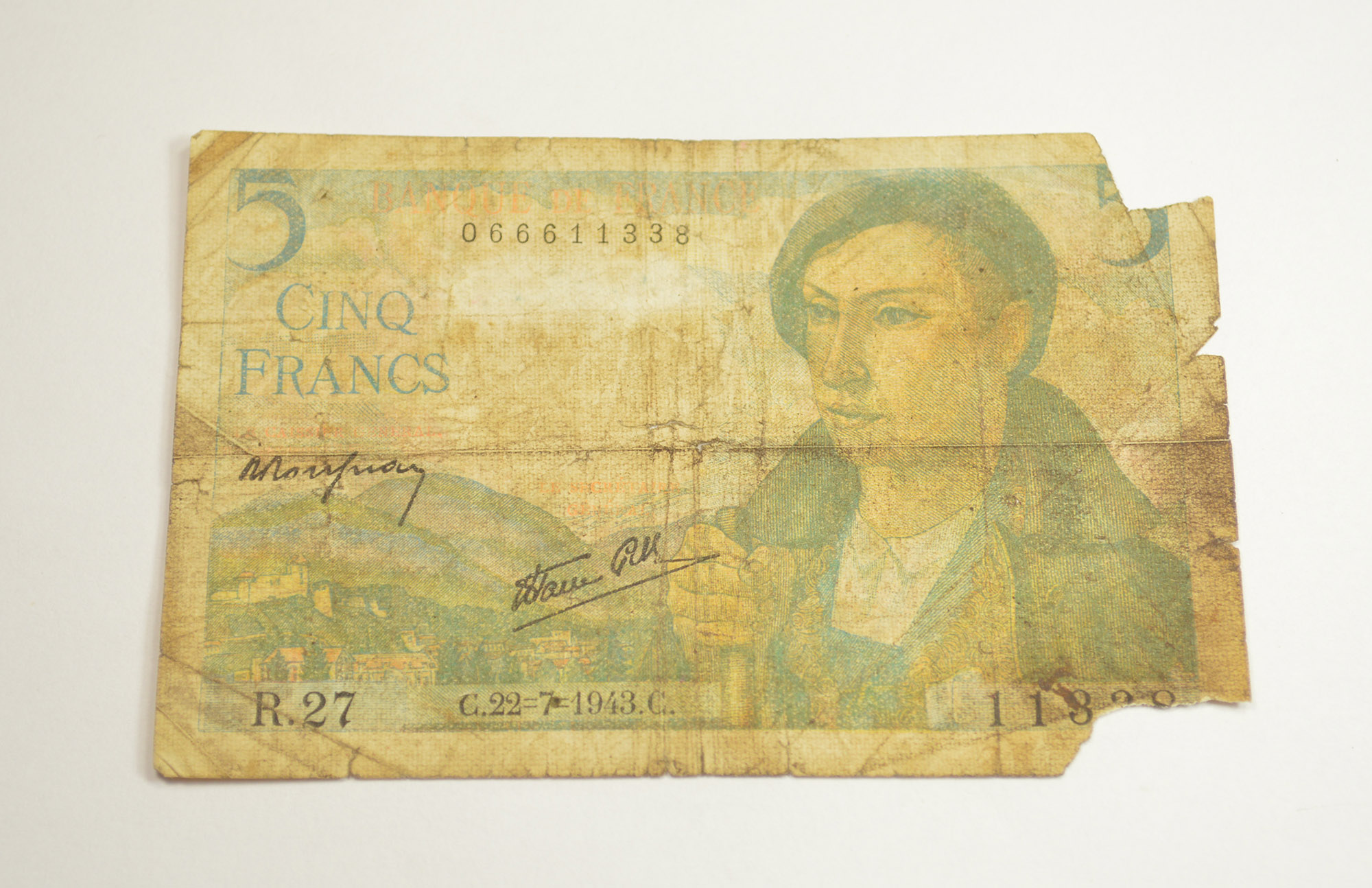 Vintage Franc Paper Money - Highly Collectible - Great Artwork ...