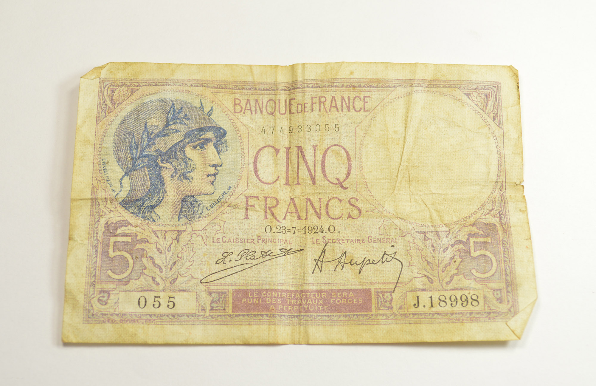 Vintage Franc Paper Money - Highly Collectible - Great Artwork ...