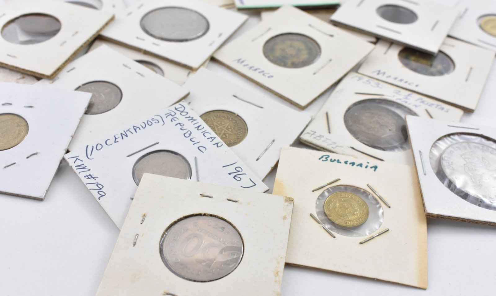 WORLD Coin Collection - You get EVERYTHING - See photos! | Property Room