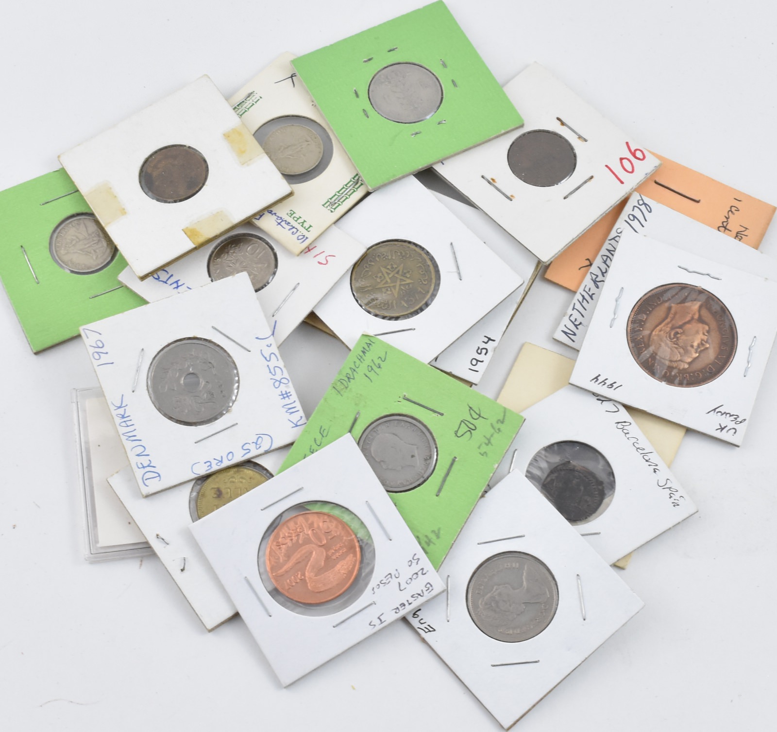 WORLD Coin Collection - You get EVERYTHING - See photos! | Property Room