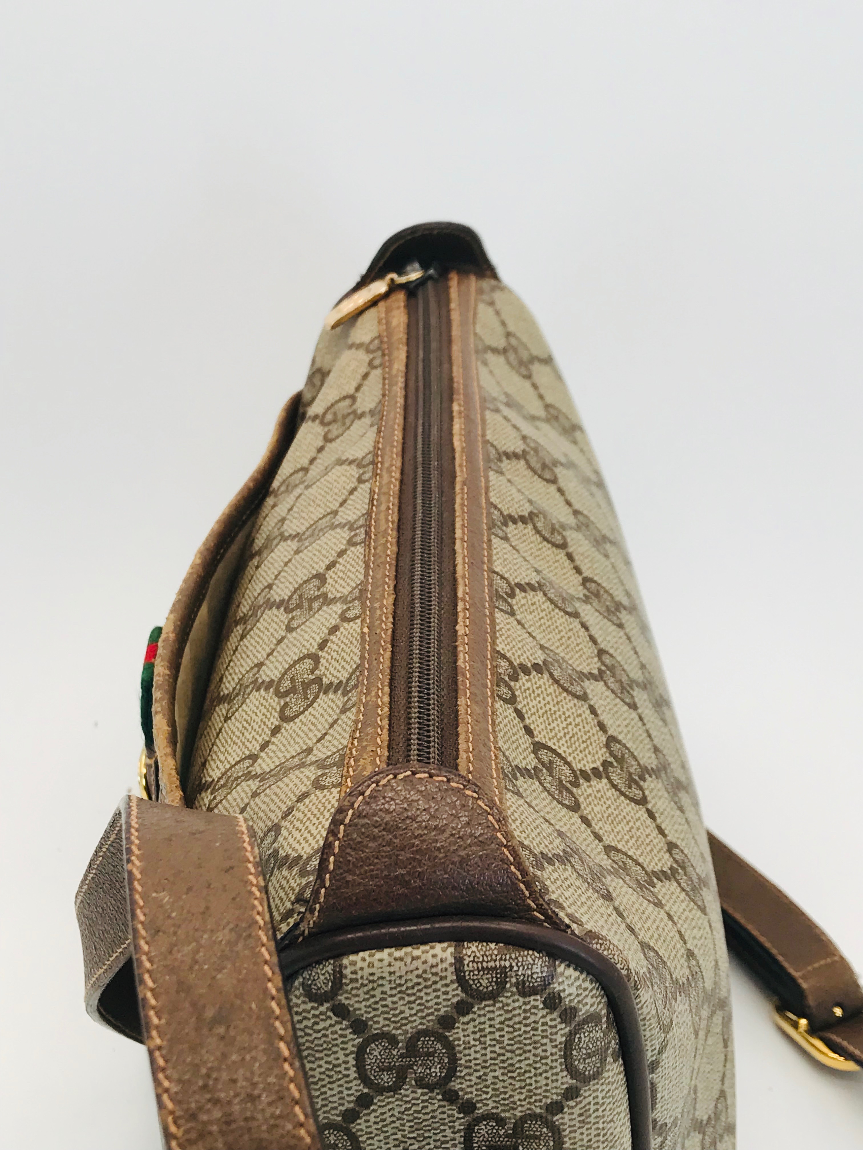 GUCCI Classic Monogram Crossover Handbag MSRP $2,599 | Property Room