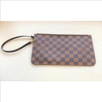 Louis Vuitton Bill Fold Wallet | Property Room