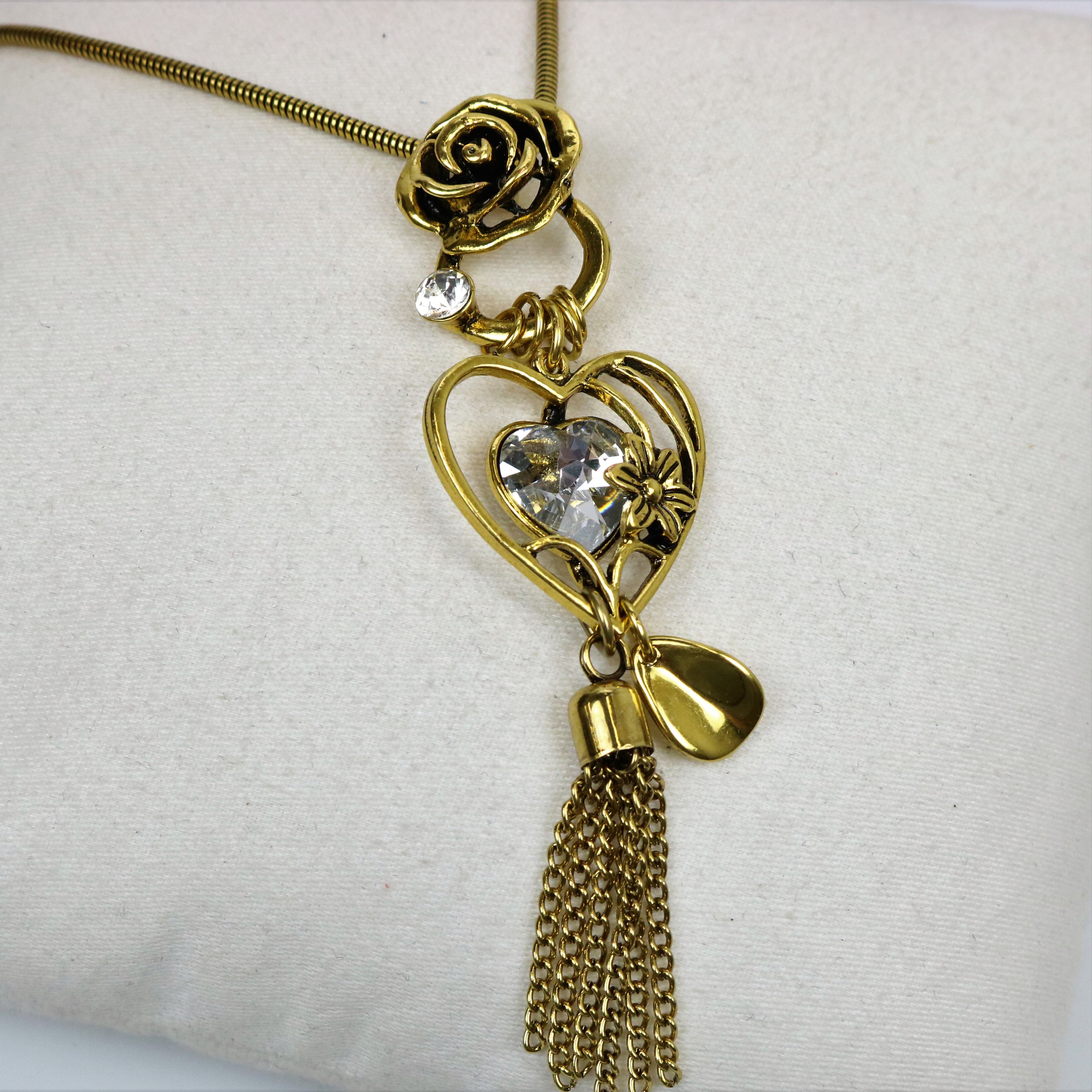 Rosette and Heart Pendant Gold Tone 10" Necklace | Property Room