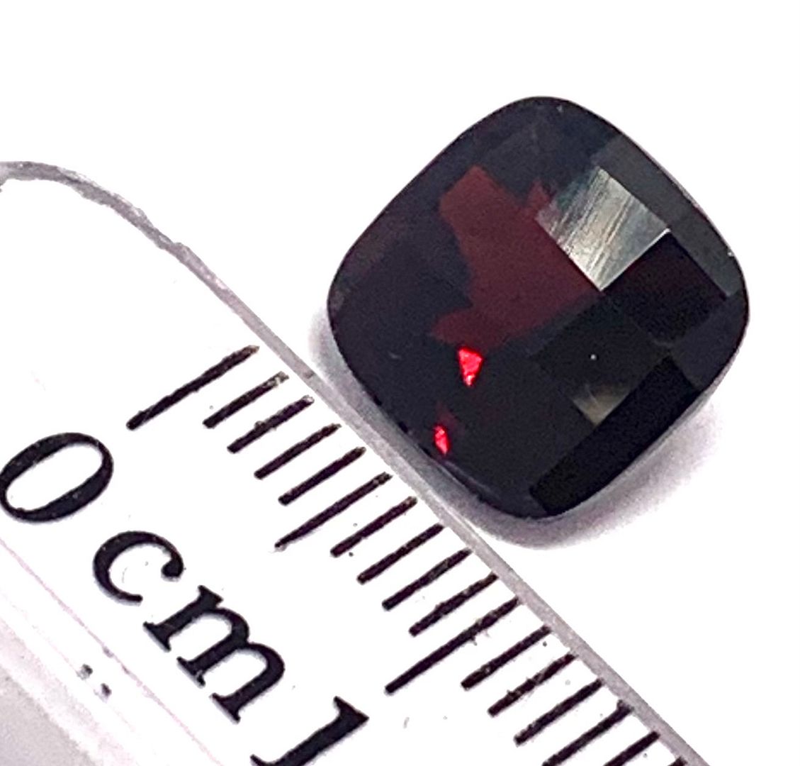 4.25ct Natural Madagascarian Cushion Cut Garnet 10x10mm | Property Room