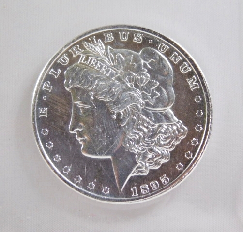 1895P Tribute Proof Morgan Dollar REPLICA | Property Room