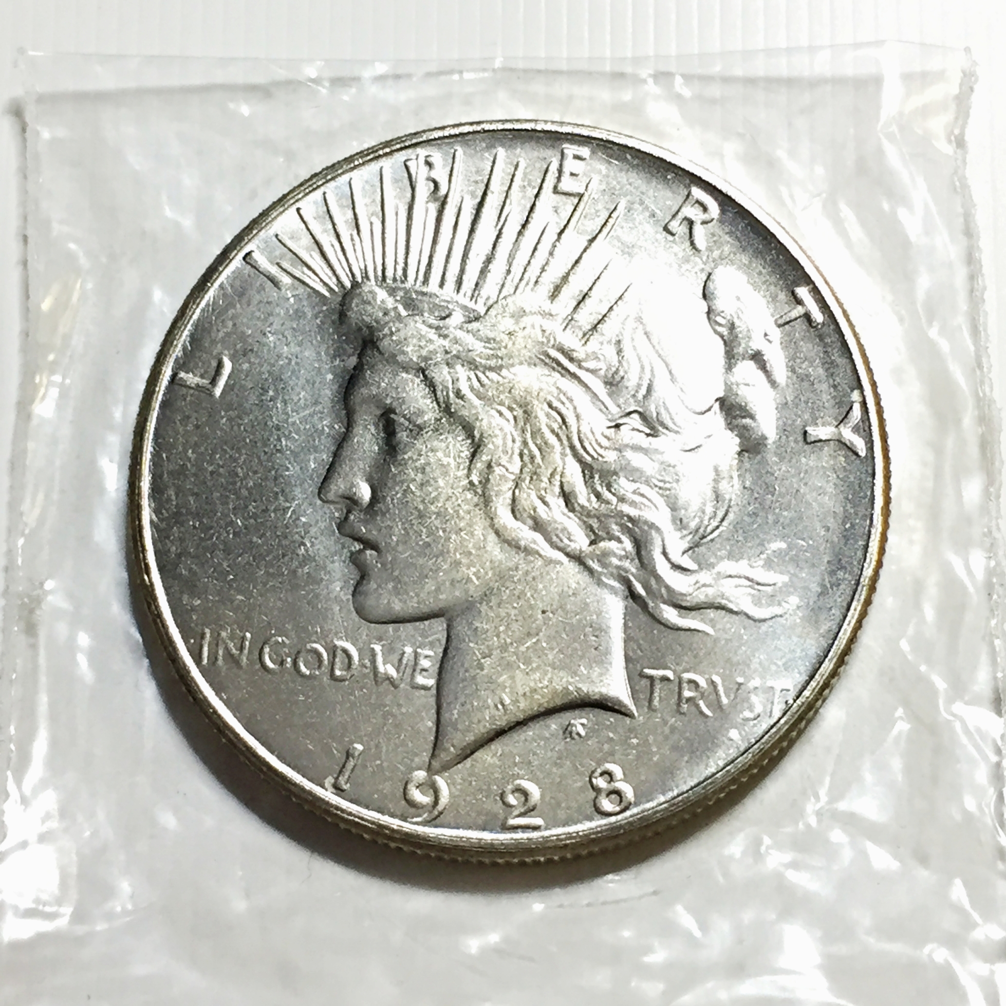 1928 Peace Dollar Replica*1.5" Diameter*Silver Colored | Property Room