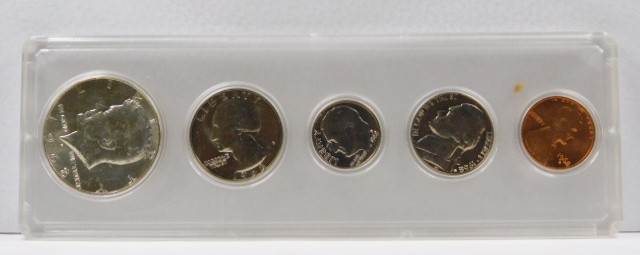 1968 Uncirculated Coin Set With Silver Half Dollar | Property Room