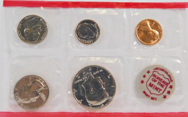1972 United States Denver Mint Uncirculated Coin Set*In Original Mint ...
