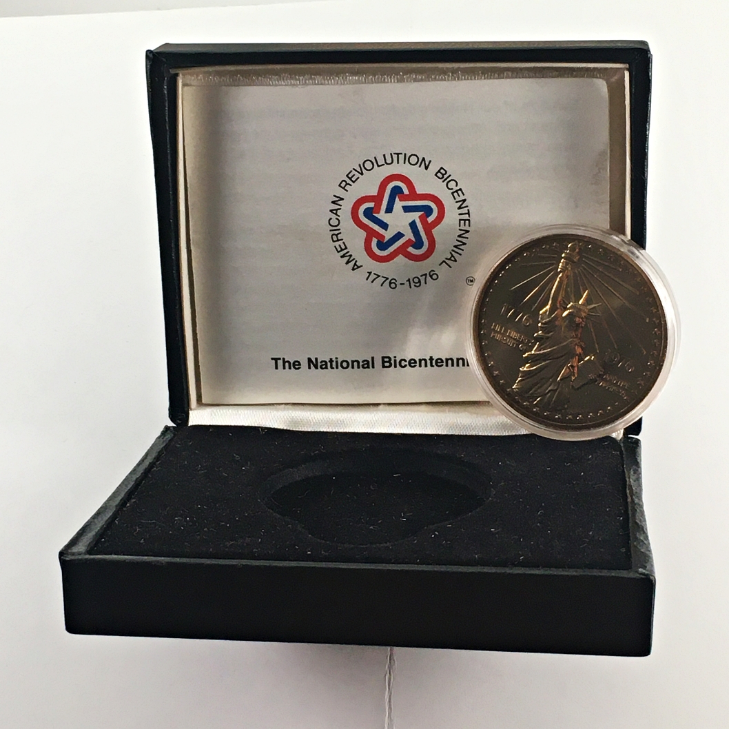 1976 National Bicentennial Medal*24K Gold Layered 1-1/2" Medallion in ...