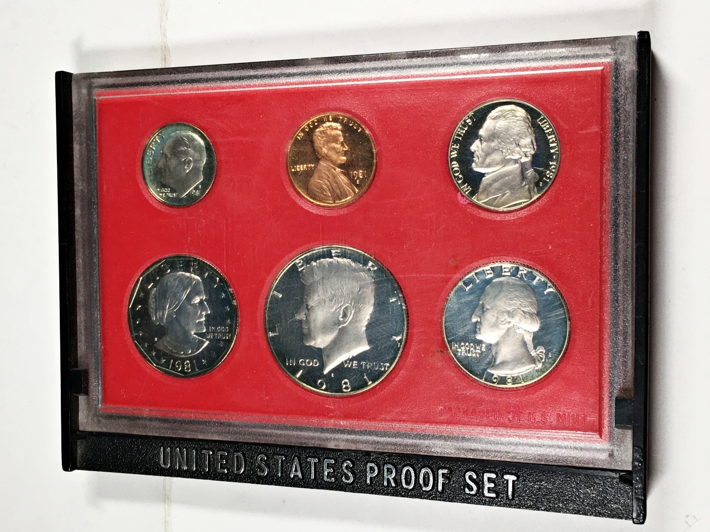 1981-S Proof Set INCLUDING PROOF SUSAN B ANTHONY DOLLAR | Property Room