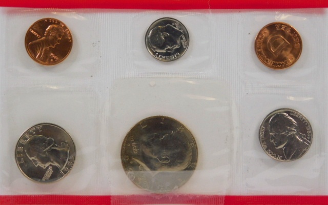 1985-D Mint Set*Uncirculated in Original Mint Cellophane Packaging | Property Room