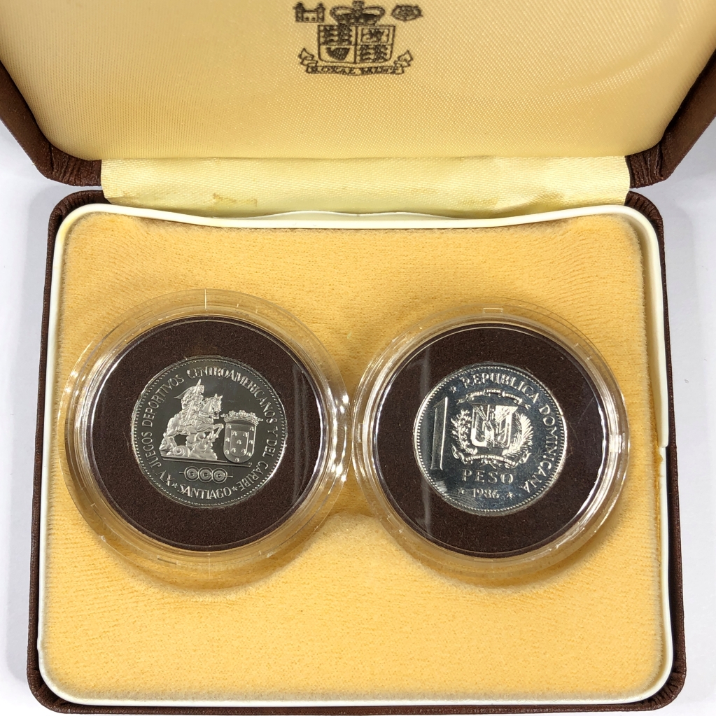 1986 Dominican Republic 1 Peso Commemorative Set | Property Room