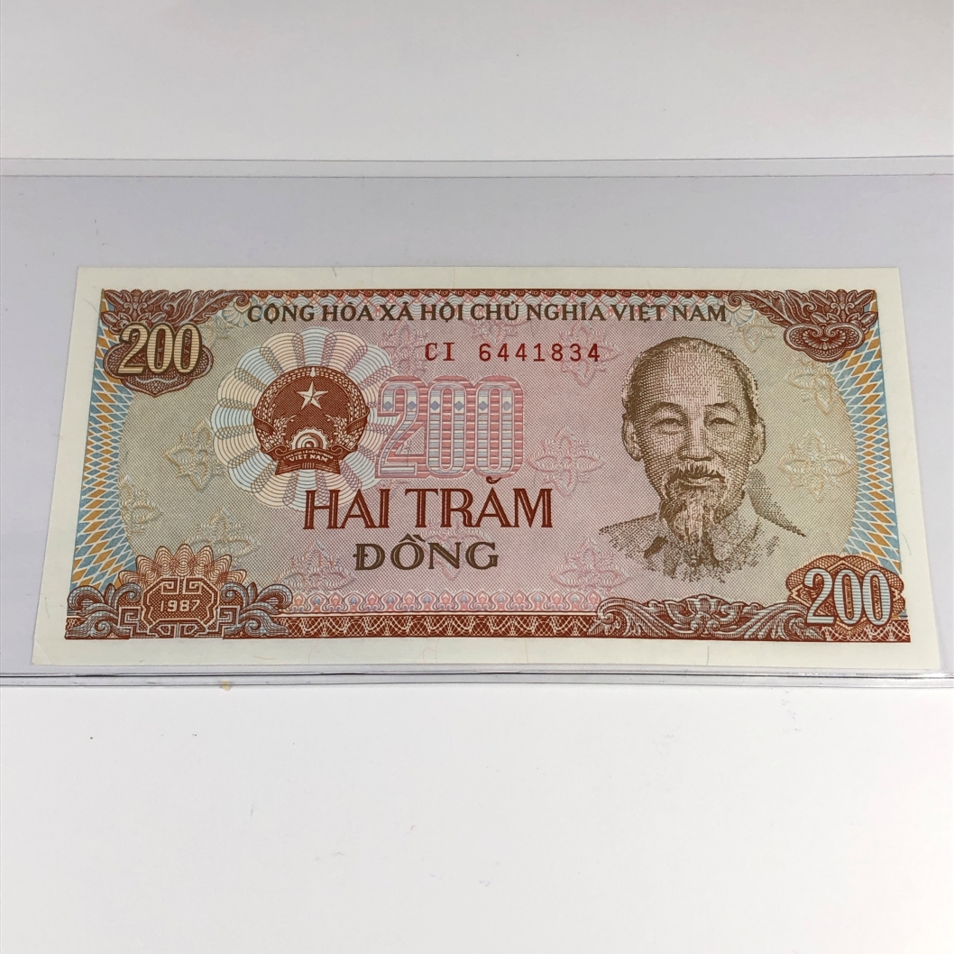 1987 Vietnam 200 Dong Banknote*Crisp Uncirculated | Property Room
