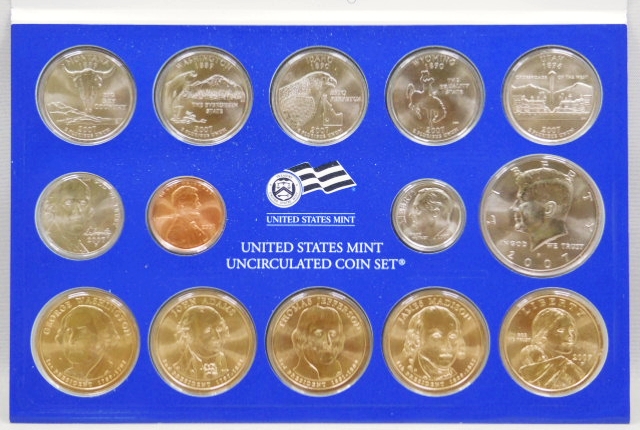2007 United States Mint Uncirculated Coin Set - Philadelphia - In ...