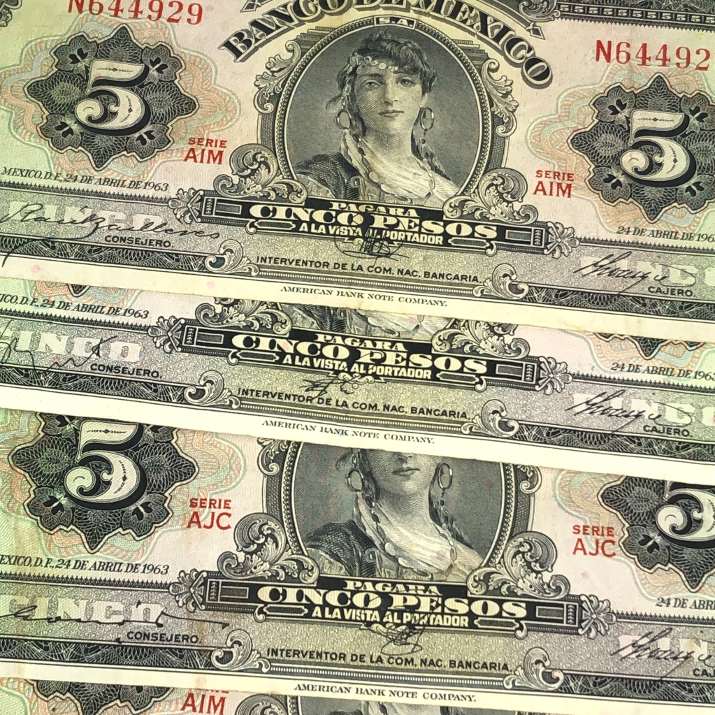 Lot of Four (4) Five Mexican Pesos Banknotes | Property Room