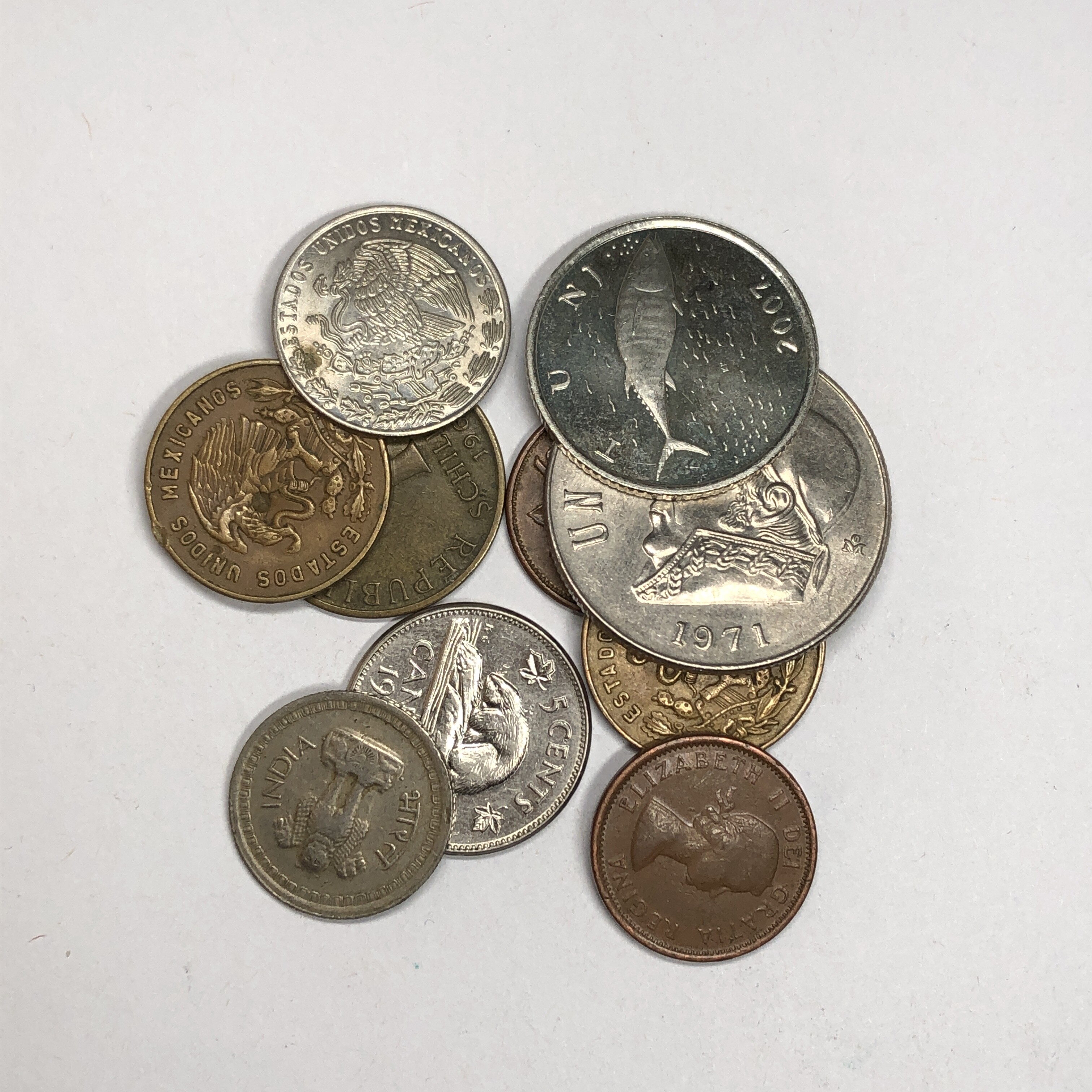 Mixed Lot of World Coins *Nice Assortment | Property Room