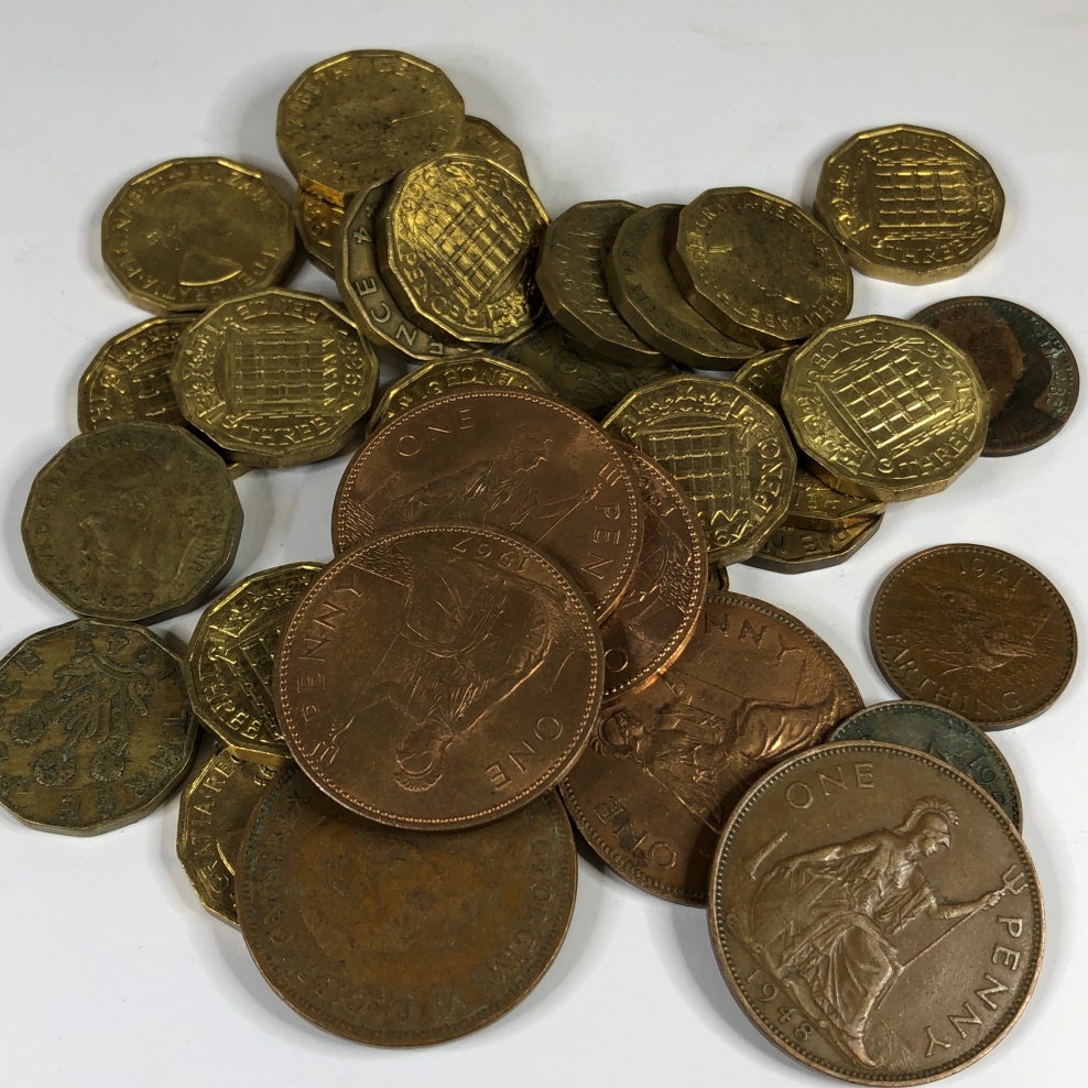 Over Half a Pound 8 oz of World Coins of Britain Great Mix of Dates ...