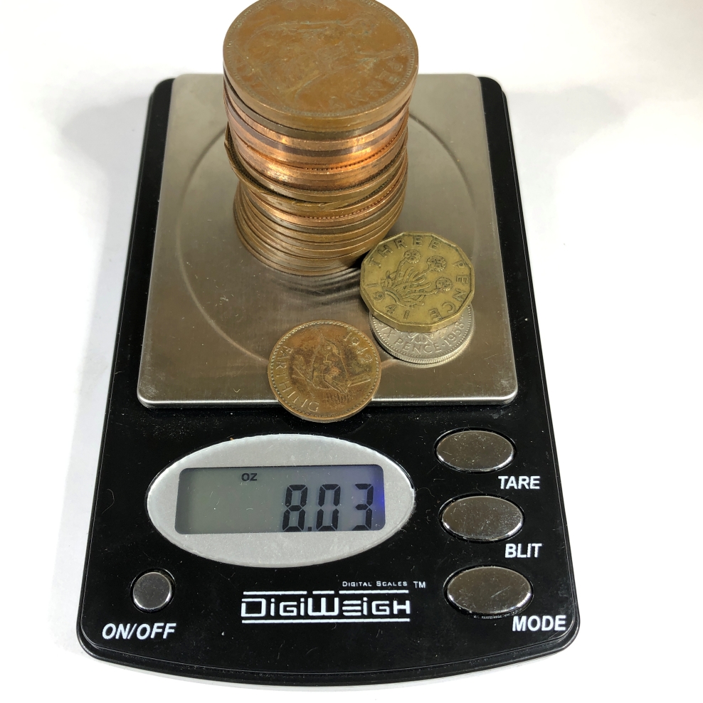 Over Half a Pound 8 oz of World Coins of Britain Great Mix of Dates ...