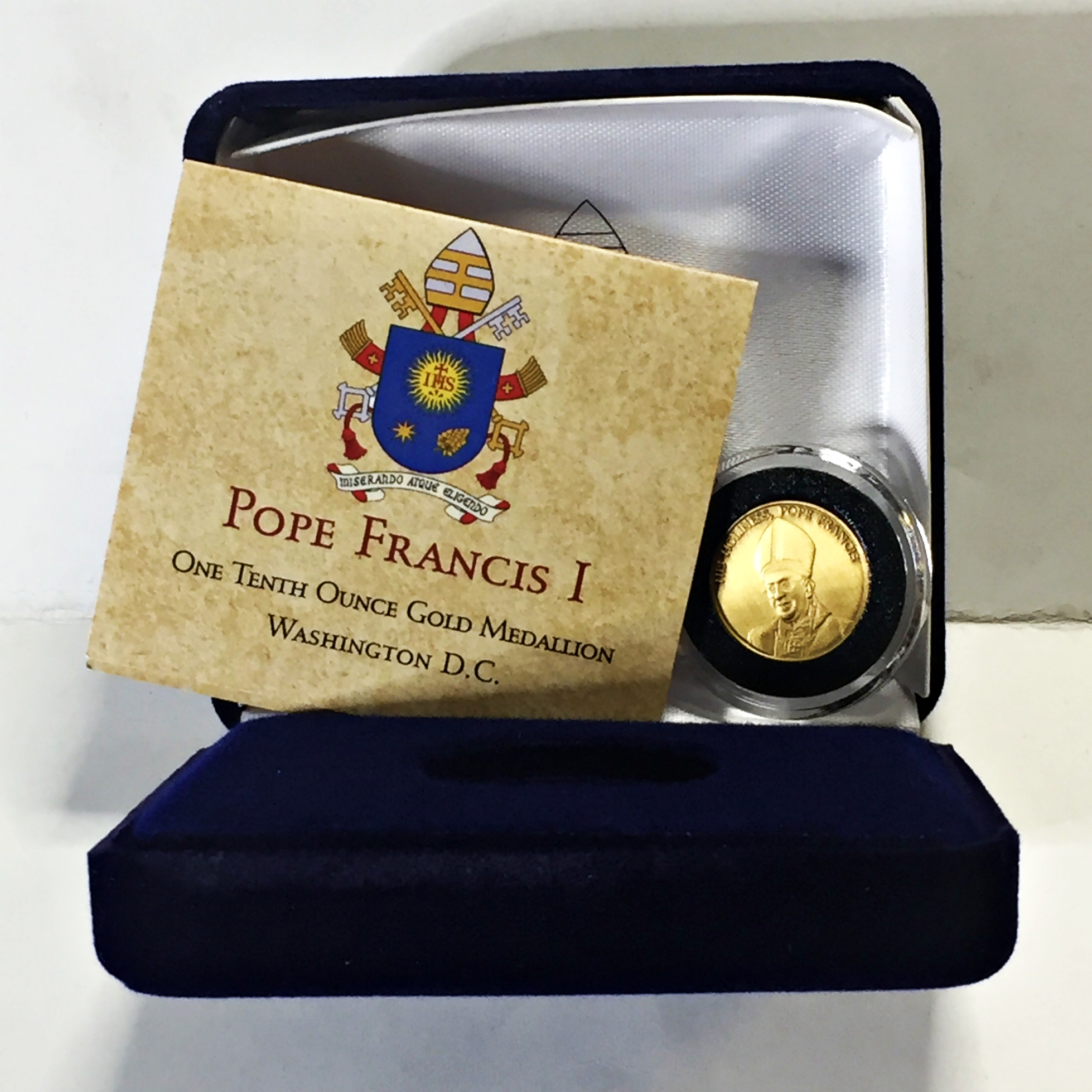 POPE FRANCIS I One-tenth Ounce Gold Commemorative Medallion*2015 ...