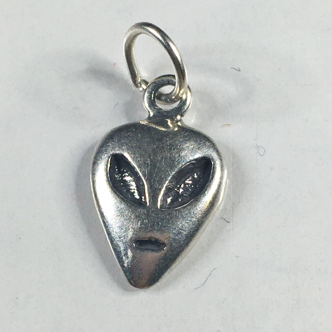 Sterling Silver Alien Mask Pendant/Charm*Total Weight 1.0 Grams*About 0 ...