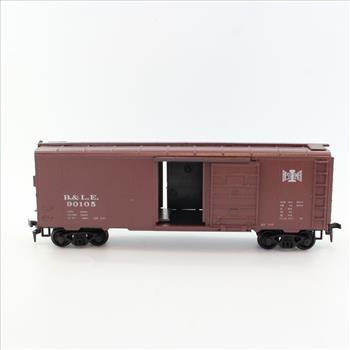 HO Gauge 40' Roundtop Model RR Box Car B. & L.E. 90105 | Property Room