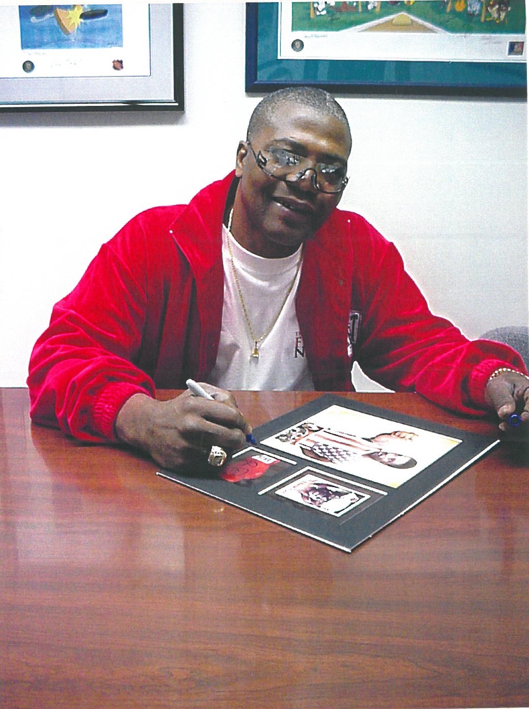 Boxer Aaron Pryor Signed Matted Lithograph | Property Room