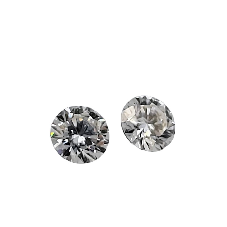 1.94 ct Glorious Pair of DiamondLuxe(tm) Diamond Substitute Stones ...