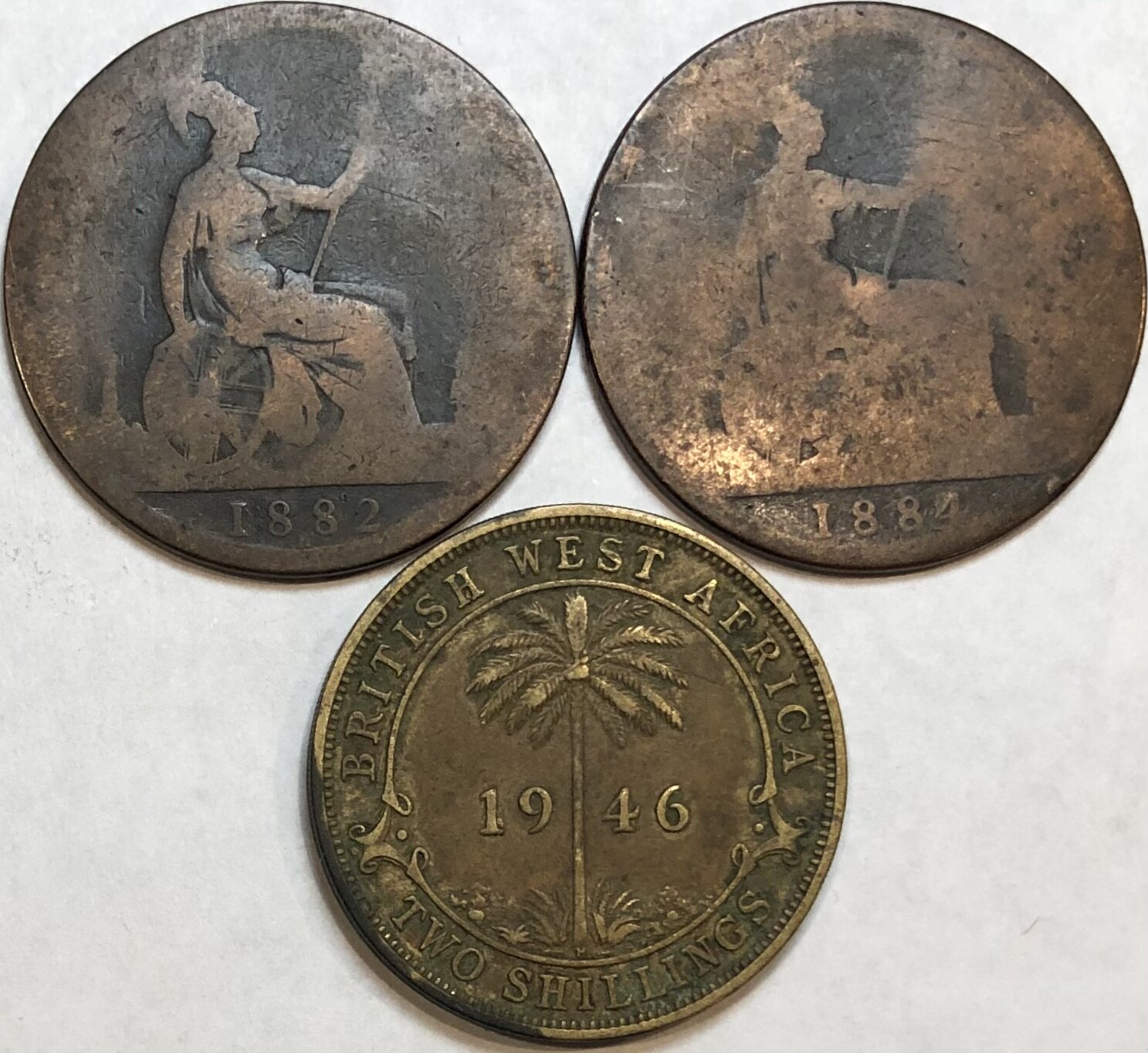 >1882 & 1884 Great Britain Queen Victoria Bronze Coins & 1946 British ...