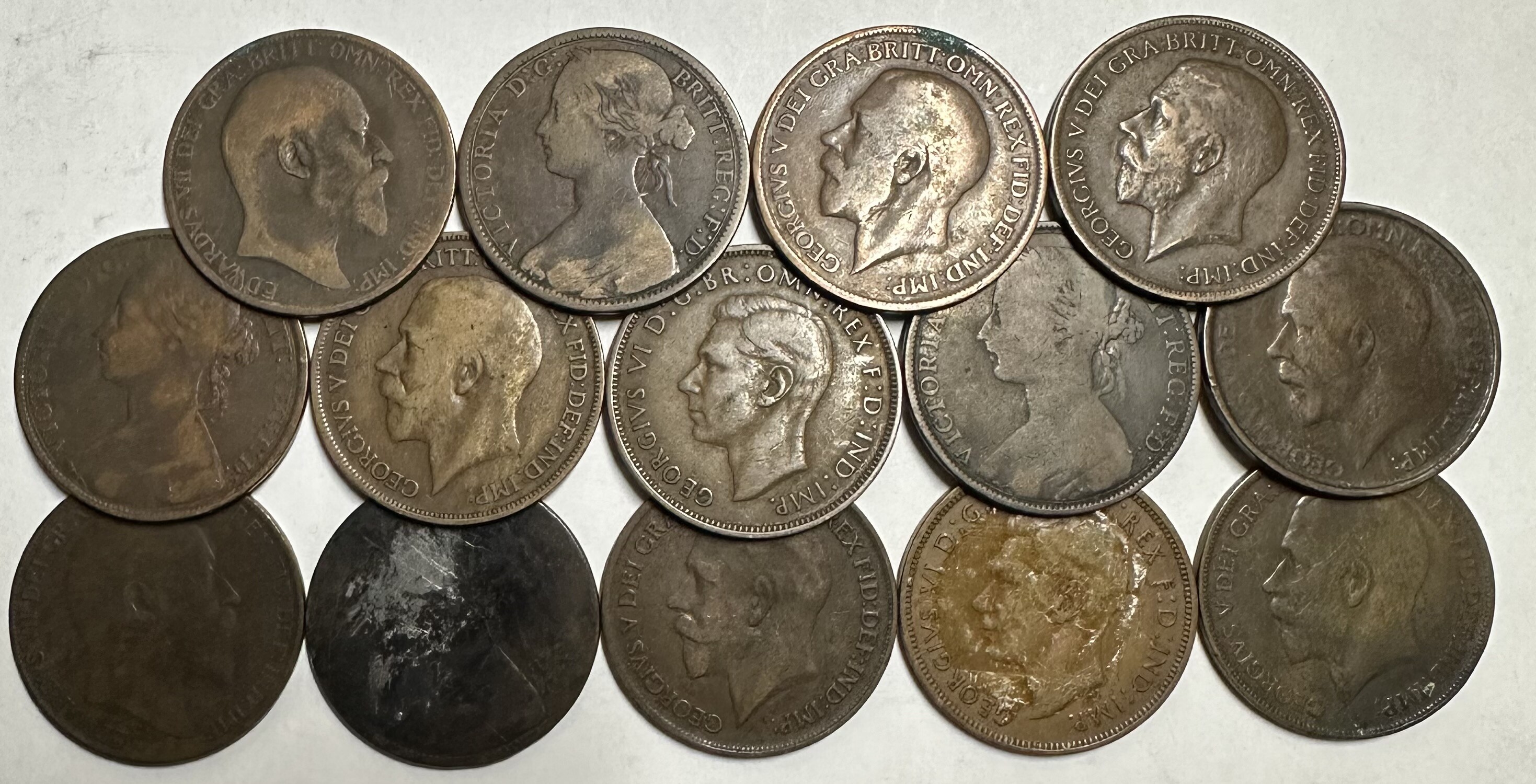 >Lot of 14 Great Britain One Penny Coins - Dates Range From 1861 to ...