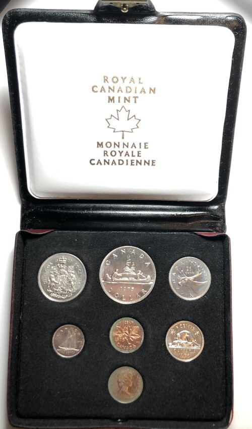 *1975 Canada - Royal Canadian Mint - Encased Set of Uncirculated Coins ...