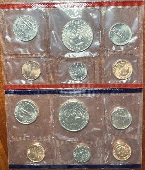 1993 U.S. Mint Uncirculated Coin Set with P & D Mint Marks - 10 Coins ...