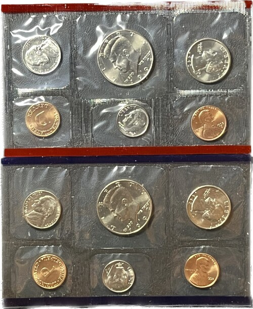 * 1992 (D&P) United States Mint Uncirculated Coin Set | Property Room